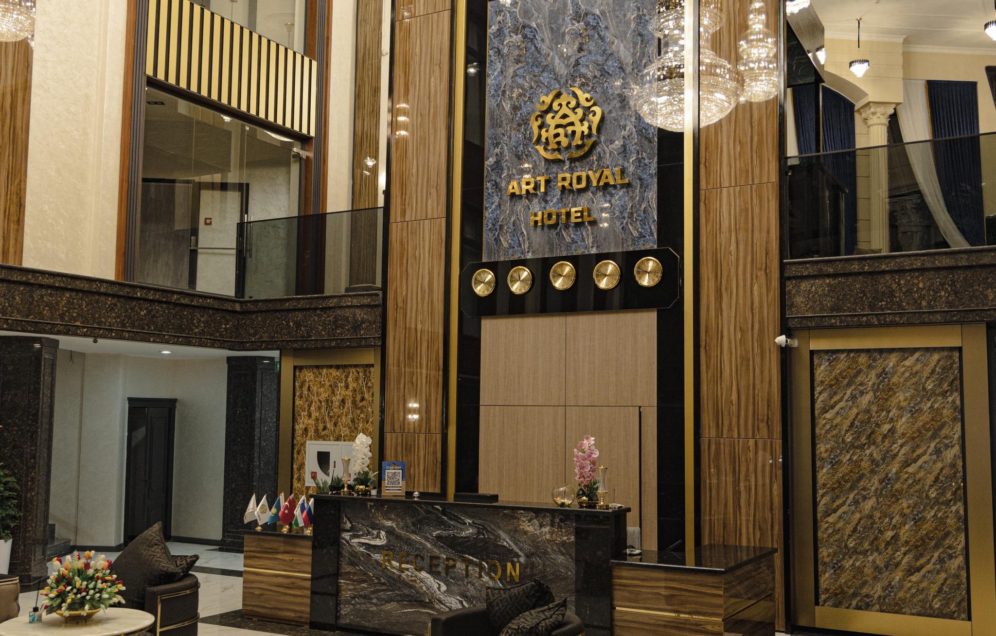 Бесплатный бассейн с джакузи - новости отеля Art Royal Hotel (Арт Роял) | Bronevik.com